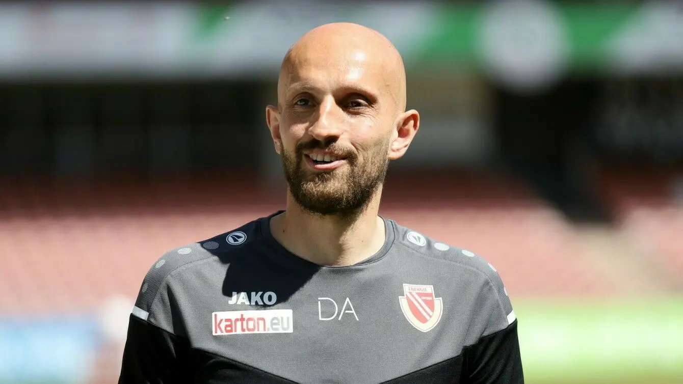 Fußball bei Energie Cottbus: Früherer FCE-Trainer Agovic feiert ...
