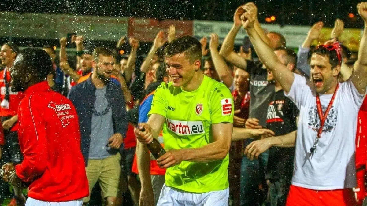 Energie Cottbus: Max Grundmann über das Halbfinale, Trainer Wollitz und ...