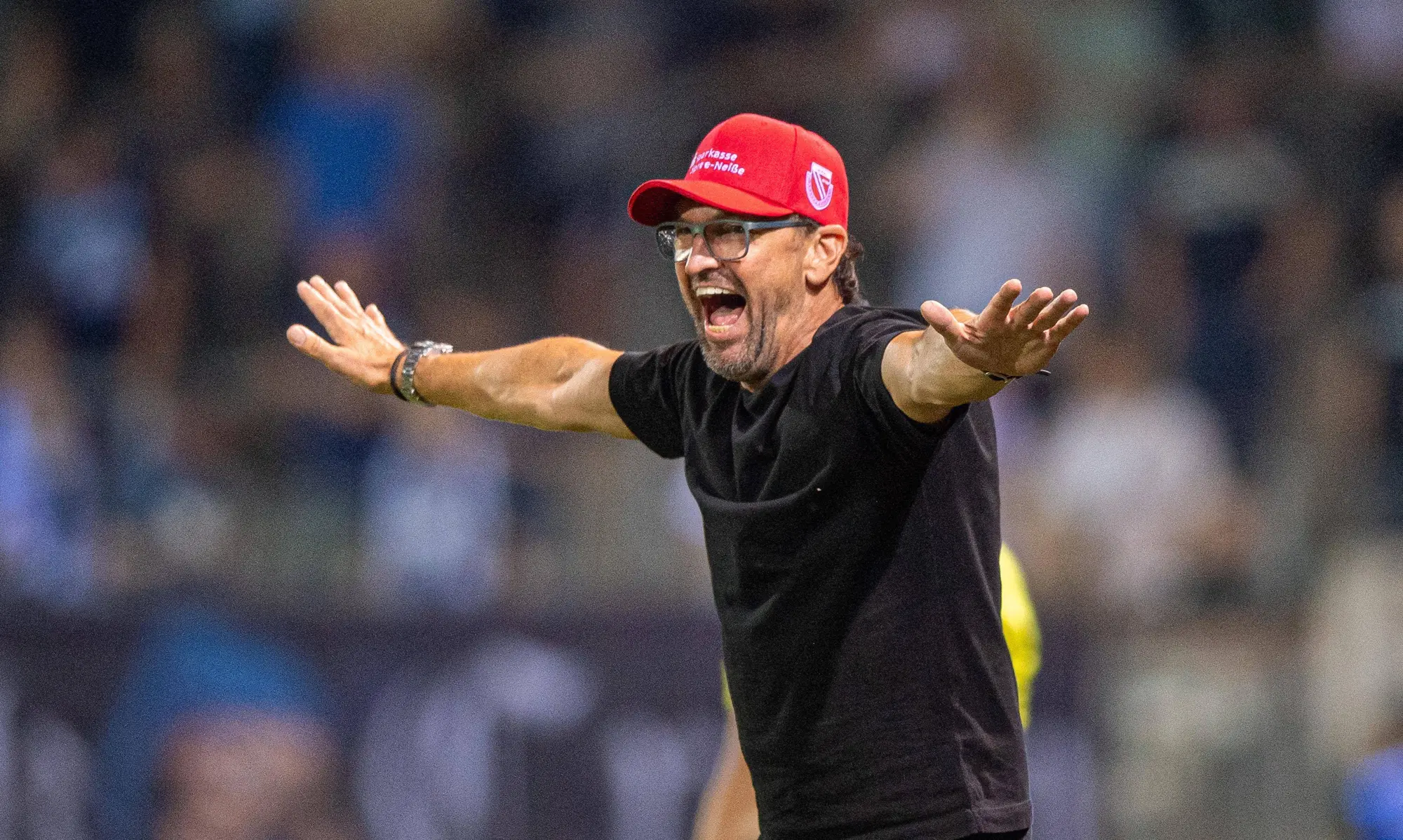 Heute Energie Cottbus vs. Stuttgart: Hier läuft 3. Liga live im TV und ...
